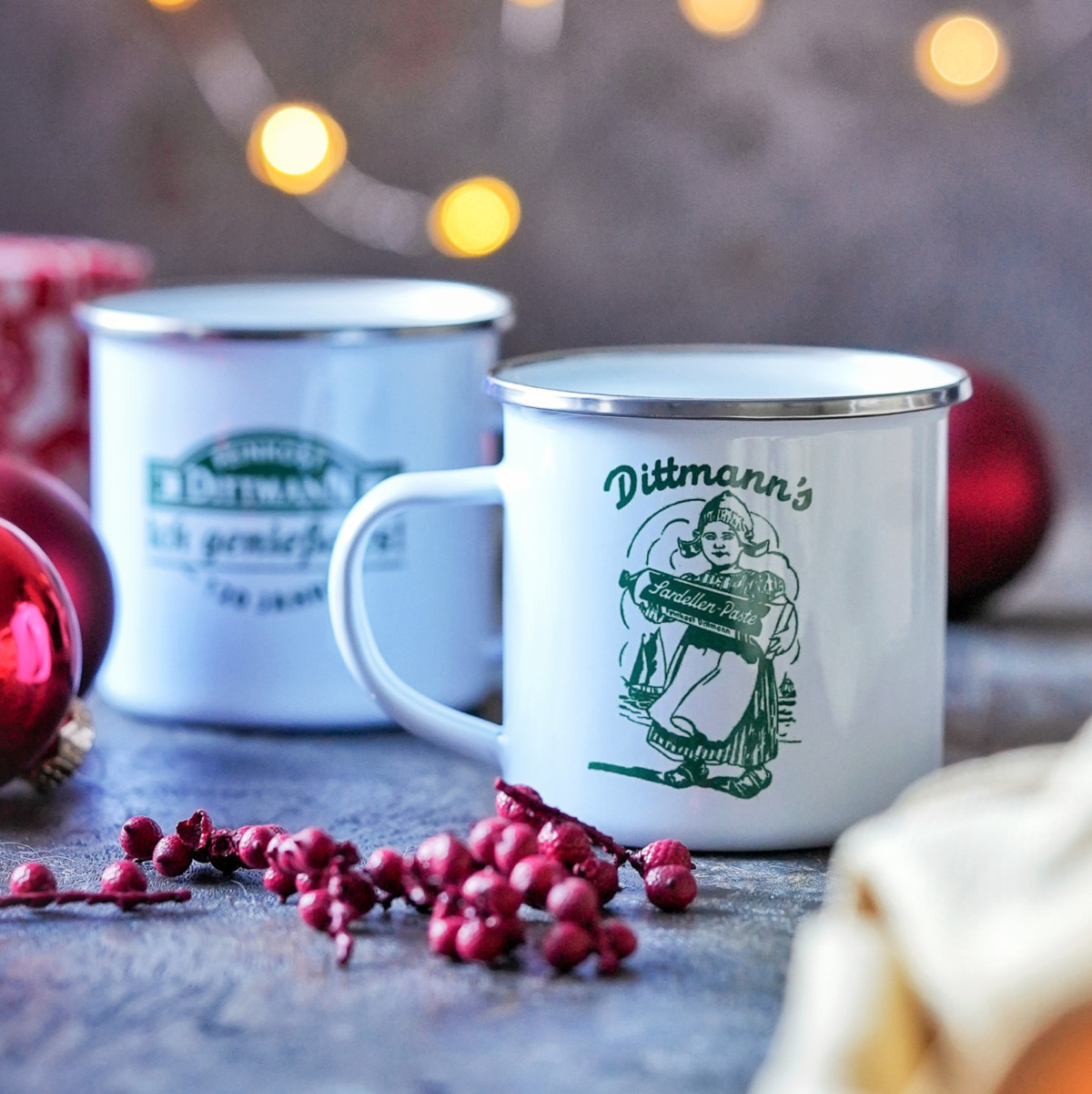 Feinkost Dittmann Emaille Tasse 120 Jahre – Feinkost Dittmann